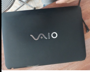 Vỏ mặt A dùng cho laptop Sony SVF142 Like New