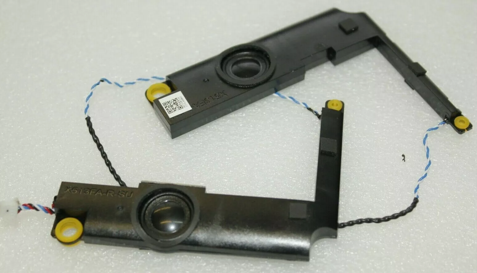 Loa dùng cho laptop Asus X513